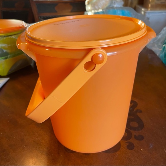 Tupperware | Kitchen | Tupperware Giant Canister 85l | Poshmark